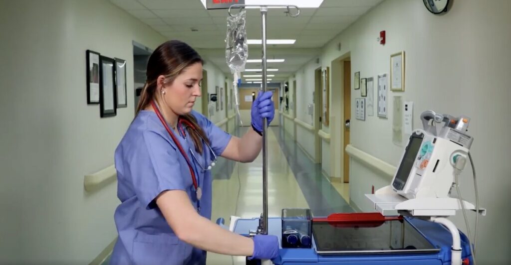 Metro Lifeline Crash Carts Reviewed | Forsyth Healthcare